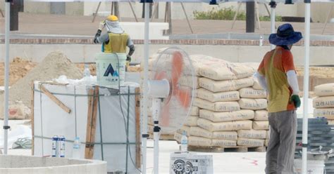 땀으로 젖은 옷