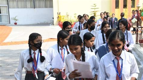 CBSE ICSE Board Exam Live Class English Papers End Check Analysis Hindustan Times