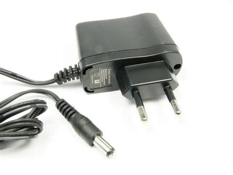 Универсальный блок питания DEX Блок питания для Dendy/Sega 9V 300 mA ...