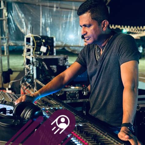 Dinamina ලෝක සුළු හා මධ්‍ය පරිමාණ ව්‍යවසායක දිනය වෙනුවෙන් ලංකා බැංකුව සංවිධාන කළ ප්‍රදර්ශනය අද