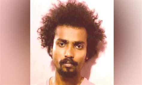 മളകപട പതയൻ മറചചടതത പതരകകടലസ തളവയ മല പടടചച അയൽവസ മണകകറനളള