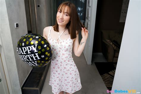 Happy Birth Day Vr Porn Video