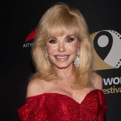Loni Anderson Biography Actress Wkrp In Cincinnati
