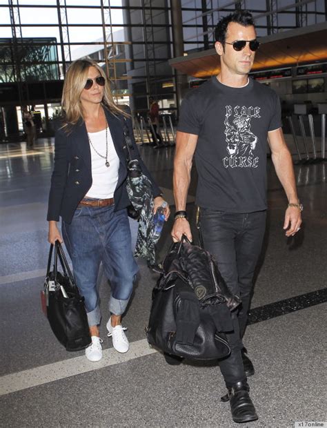Jennifer Aniston Drop Crotch Jeans Are A Blast From The Past Photo