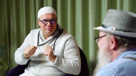 Голый король Youtube