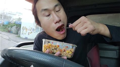 복잡할땐 볶음밥으로 기본 다지기 트럭커 아침먹방 리얼리티 Youtube