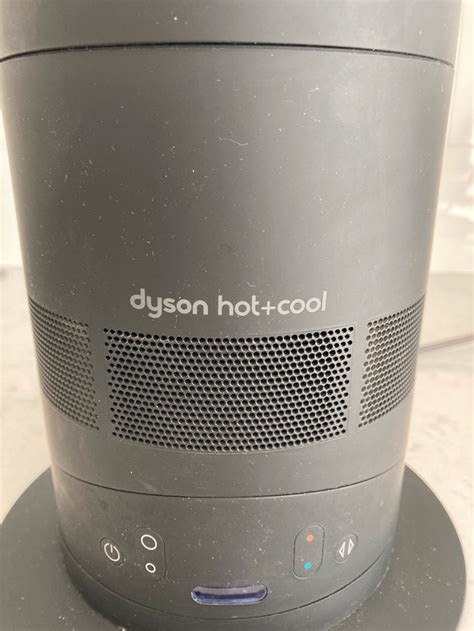 Dyson Am05 Hot And Cool Oscillating Tilting Fan Heater Heaters