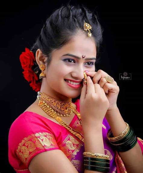 Marathi Girl Nathani