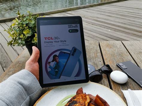 Tcl Nxtpaper S Review Paper Like Tech With Blue Light Reduction The Weekly Times