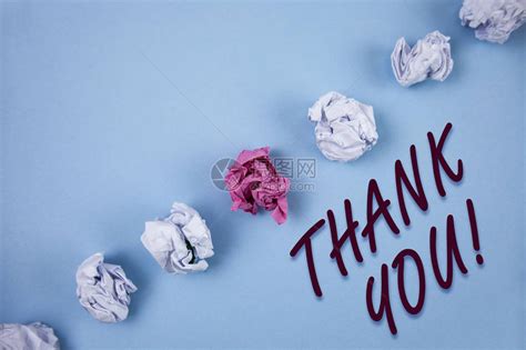 手写文字写谢你的励志电话概念意义感谢问候感谢书面纯蓝色背景皱巴高清图片下载 正版图片503126020 摄图网