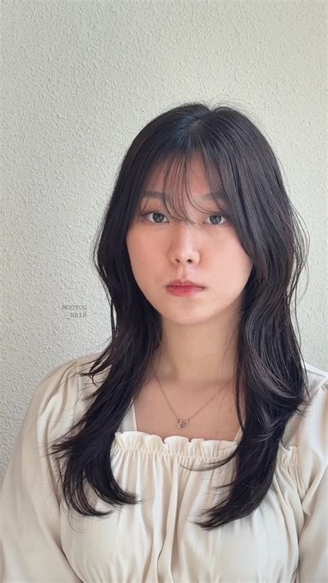 무유헤어 이솔 디자이너중단발 허그펌 빌드펌 서면미용실 전포동미용실 안녕하세요 무유헤어 디자이너 이솔입니다🌿 어깨~미디움 전의 기장을 중단발 기장이라고