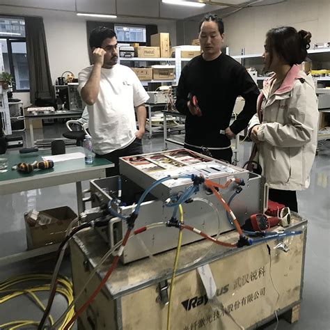 중국 섬유 레이저 커팅 머신 유지 보수 기술 교육 제조업체 공급 업체 공장 직접 가격 Demark