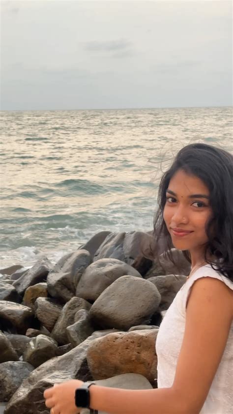 Alna Pereira Alnapereira • Instagram Photos And Videos