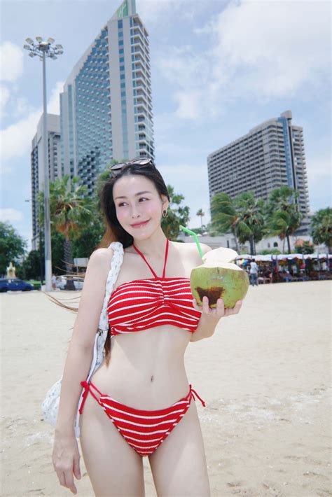 คลังบิกินี่พร้อมส่ง Bikini ชุดว่ายน้ำคู่รัก ชุดว่ายน้ำเด็ก บิกินี่ Sp001 ชุดเซต2ชิ้น