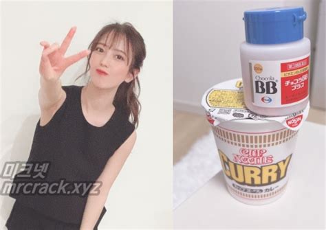코미나토 요츠하가 공개한 물컵라면 그 맛은 뉴스 미크넷 남자들의 로망 미스터 크랙