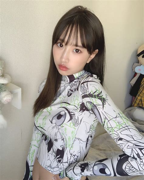 【藤川らるむ高画質エロ画像137枚】体の半分が足という足長美脚クォーター美女のスレンダー水着＆下着グラビア│エロ画像まとめエロトック