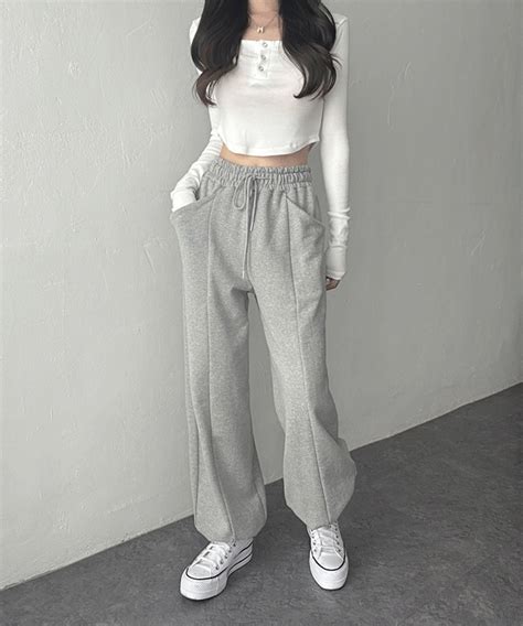 아방핏골반업 3단쭈리 하이웨스트 조거팬츠 포켓 핀턱 유니크 주머니 밴딩 스트링 개미허리 루즈핏 힙무드 힙스타일 Y2k 오버핏