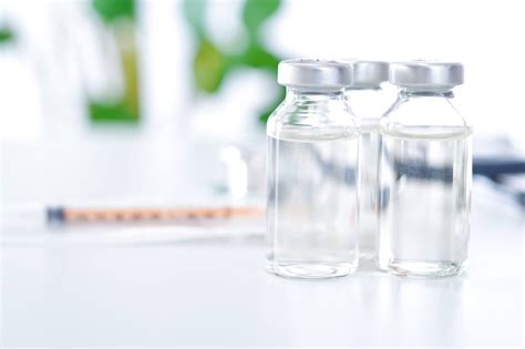 治験薬・治験使用薬とは？管理方法、搬入・回収について解説 ドライシッパーによる凍結胚輸送業者クライオセンド