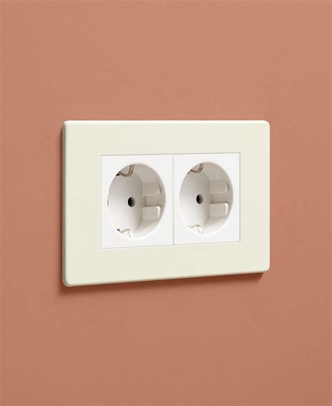 Cream Double Schuko Socket Dowsing And Reynolds