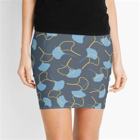 Floral Ginkgo Leaves Pattern