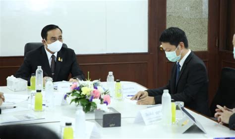 บิ๊กตู่พบสมาคมผู้ส่งออกเครื่องประดับเงินไทยถกปัญหาความเดือดร้อน