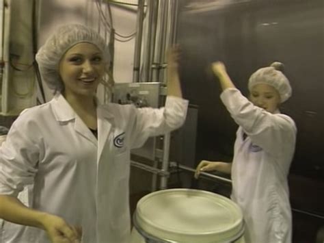 Dcom Behind The Scenes 1 Dcomextra Cowbelles 066 Aly And Aj Fan Gallery