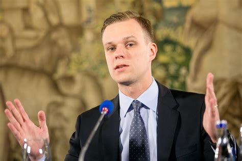 “არ მივცემთ თავშესაფარს რუსებმა პუტინის წინააღმდეგ უნდა იბრძოლონ