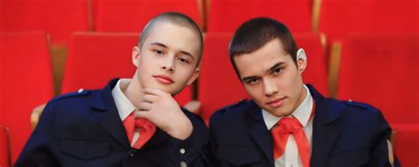 ЛЕОН РУЗИЛЬ • СЛОВО ПАЦАНА Фан сообщество посвящённое Леону Пальто и Рузилю Марату из