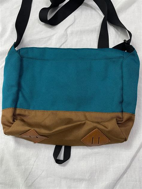 320 상품명 노스페이스 크로스 백 후루츠패밀리