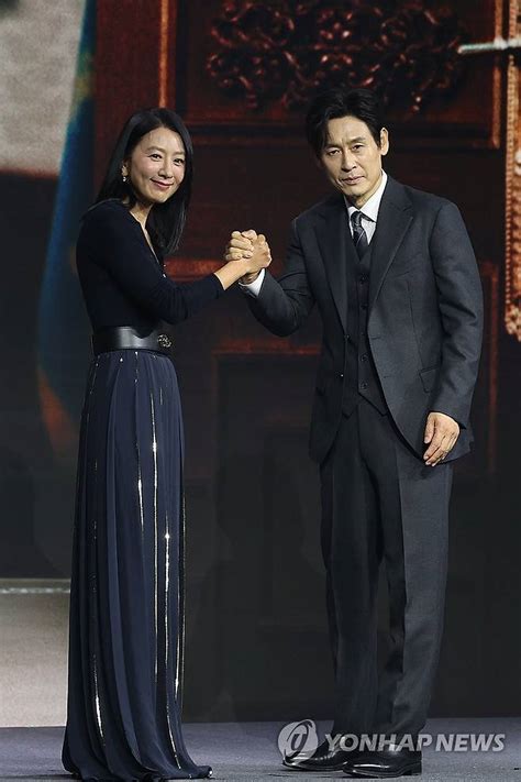 연기 장인들의 합작 김희애 설경구의 돌풍