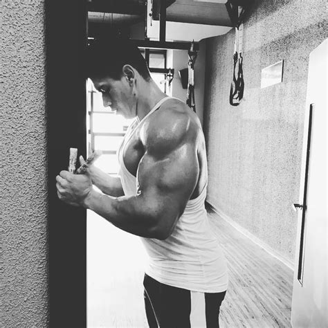 The Beauty Of Male Muscle Alejandro