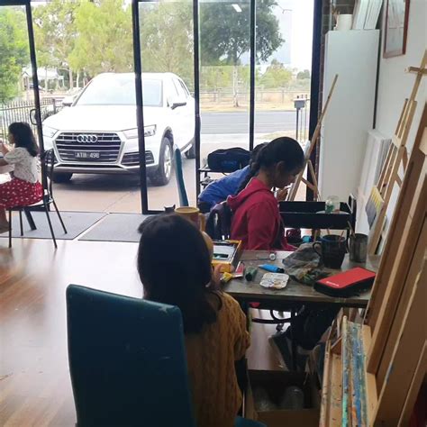 Nikki Singh Krishtipaintingsandartschool • Instagram Photos And Videos