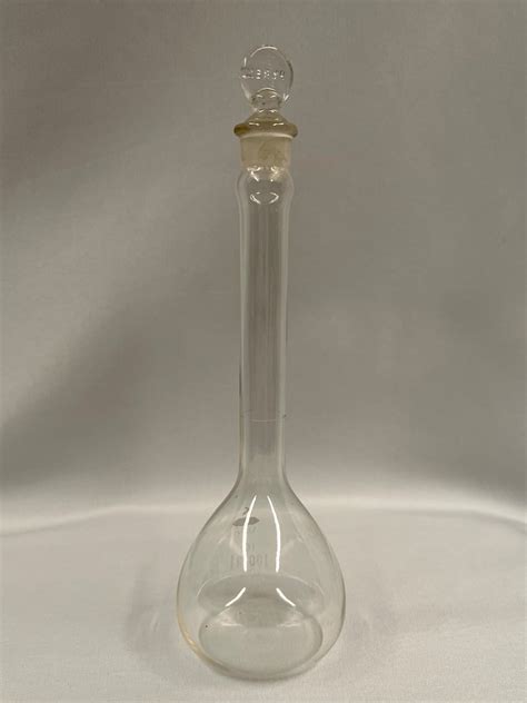 Vintage Pyrex 100 Ml Volumetric Flask Laboratory Glass With Stopper Etsy