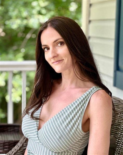 Just Burn Your Bra 43 Pics