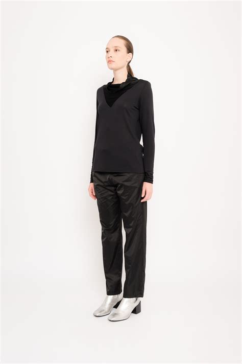 Top Em Modal Com Gola Em Cetim Modal Jersey Top With Satin Collar Uma Raquel Blay