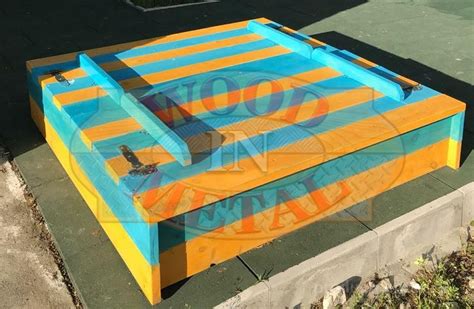 Деревянная песочница открывающаяся от производителя WOOD IN METAL ...