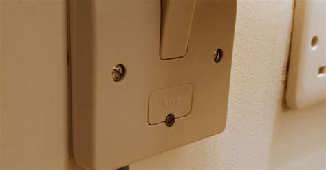 Uk Single Socket Spacer By Jifop Download Free Stl Model