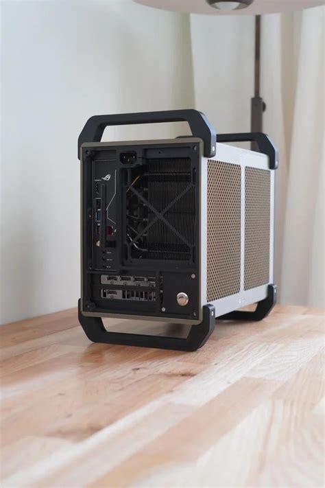 Beamcase Sff 3d Printed Customizable Itx Case With Large Air Cooler Support Files Avaliable