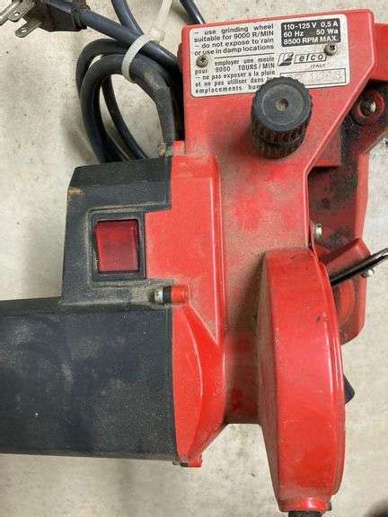 Efco Chain Sharpener And 6 Chainsaw Chains Delaware Auction Center