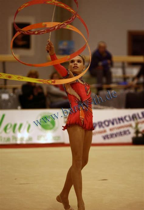 ХУДОЖЕСТВЕНА ГИМНАСТИКА И СРОДНИ СПОРТОВЕ • Виж темата Да преборим кича Най красиви елегантни