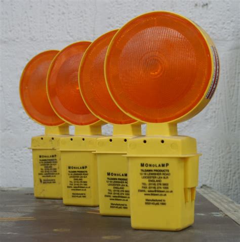 Martin Plant Hire Battery Flashing Lamps