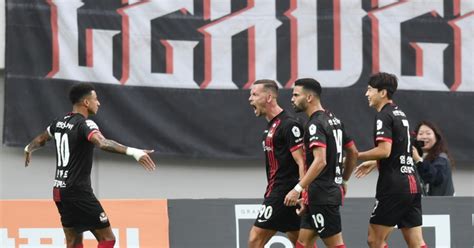 ‘관중 신기록 일류첸코 결승포 서울 수원fc 1 0 제압…파이널a→亞향해 진격 [ss현장리뷰]