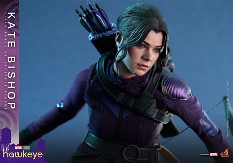 Hawkeye Kate Bishop 16 Scale Figure Coming Soon From Hot Toys