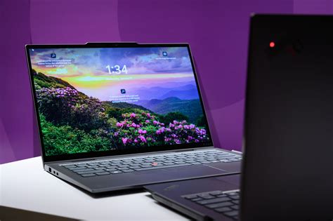 Trên tay Lenovo ThinkPad X1 2 in 1 Gen 9
