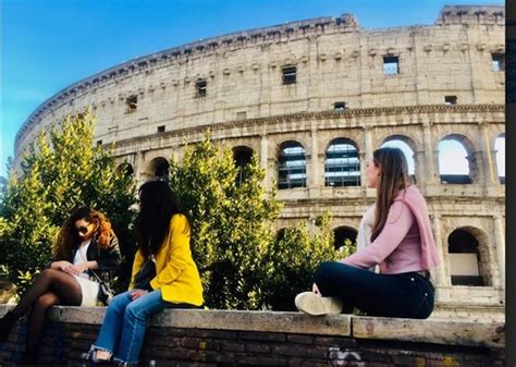 Населението на Италия спадна под 59 милиона души