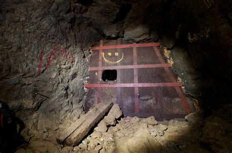 Box Freestone Mine Mike Deere Photographer Mike Deere Photographer