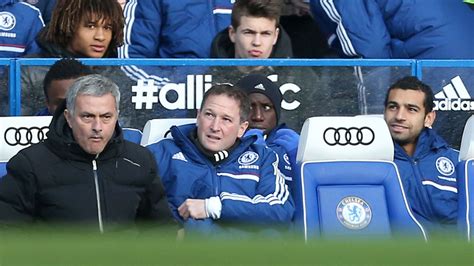 Un Ex Jugador De Chelsea Reveló El Día Que Mourinho Hizo Llorar A Salah