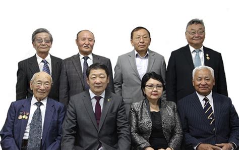 БСШУС ын сайд үе үеийн сайд нарыг хүлээн авч хүндэтгэл үзүүллээ