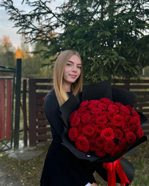Photo Posted By V A L E R III V N A Vika Minich