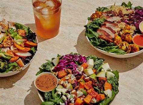 The Best And Worst Menu Items At Sweetgreen According To A Dietitian